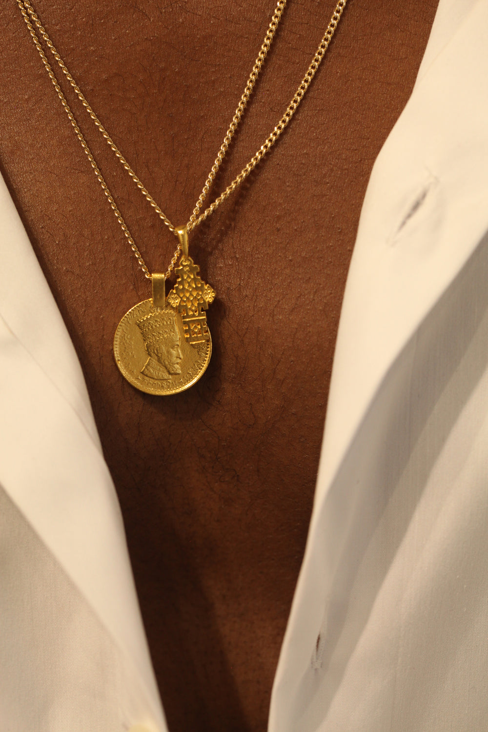 THE ETHIOPIAN Cross Necklace with Thick Chain – omiwoods